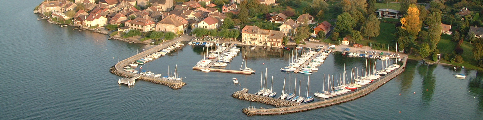Mairie de Nernier le Chablais Nernier haute-savoie France